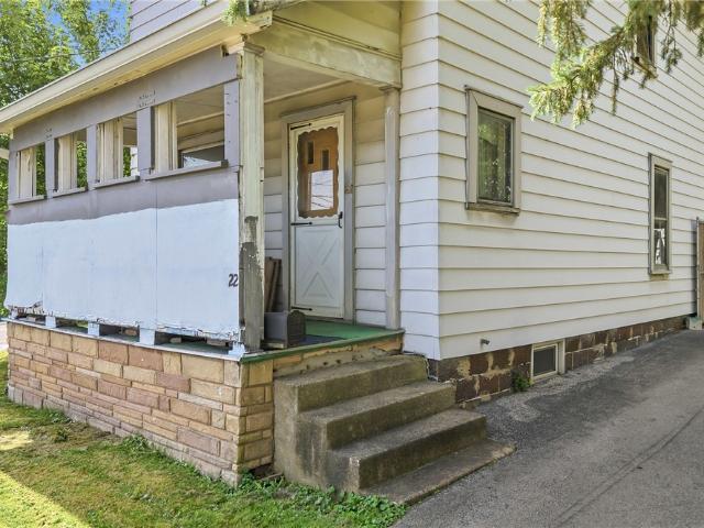 22 Spring Street