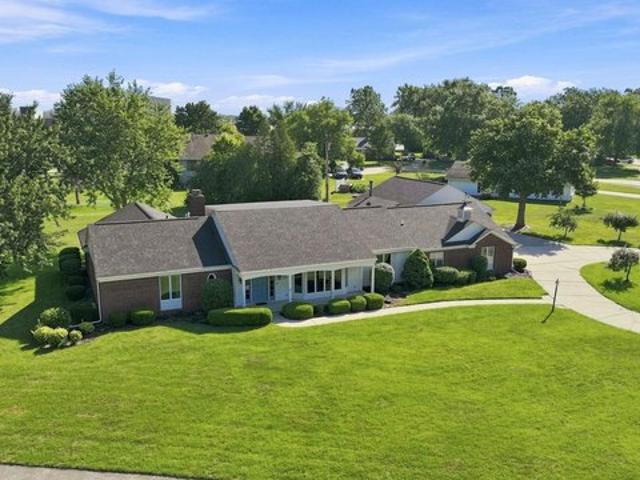 22 Stone Ridge Dr, Huntington, IN 46750
