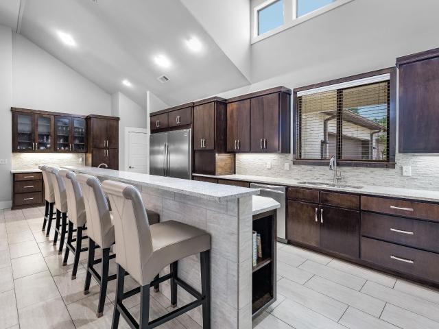 22 Stonecreek Court