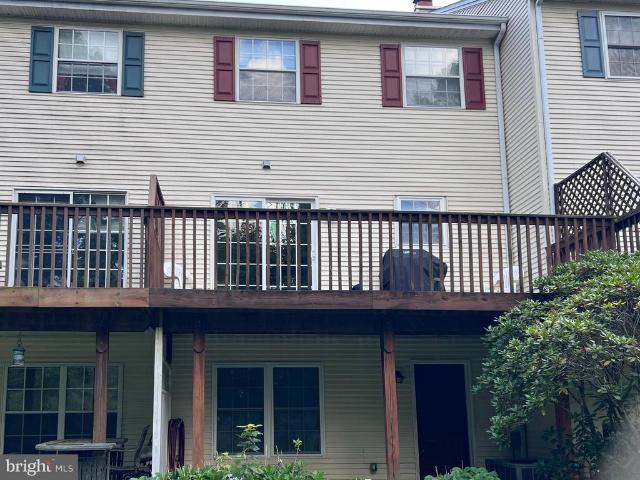 22 Stafford Square