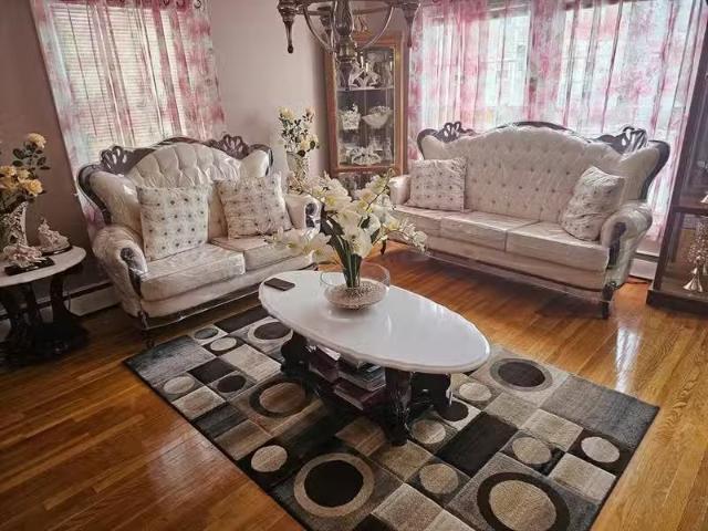 22 STRATHMORE RD, METHUEN, MA 01844 Single Family Residence Fo.
