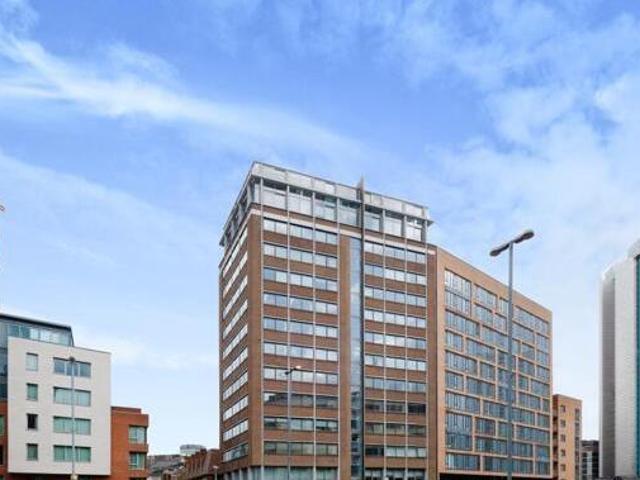 22 Suffolk Street Queensway, Westside One, Birmingham, 1 Bedroom Flat