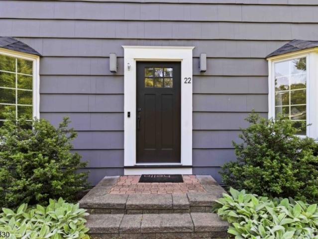 22 Symor Dr