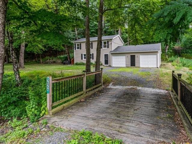 22A E Main St, High Bridge, NJ 08829