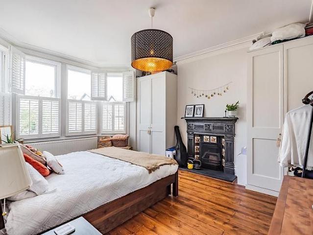 22C Eldon Road, Reading, Berkshire RG1, 2 bed flat to rent, £1,600 pcm | PrimeLocation