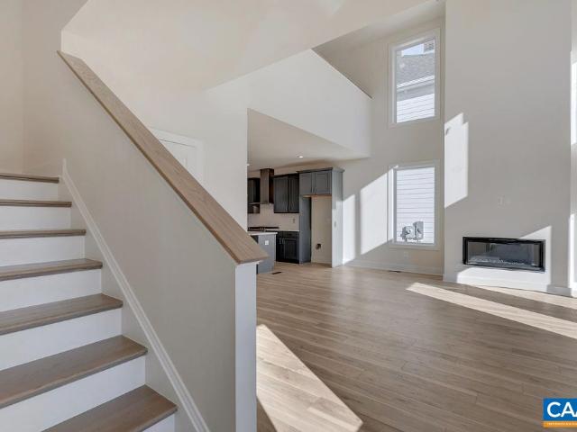 22f wardell crest