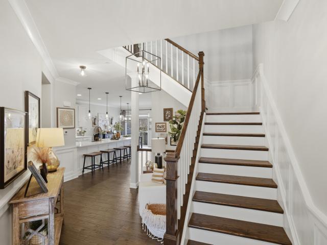 22W408 Autumn Blaze Drive # 22W408