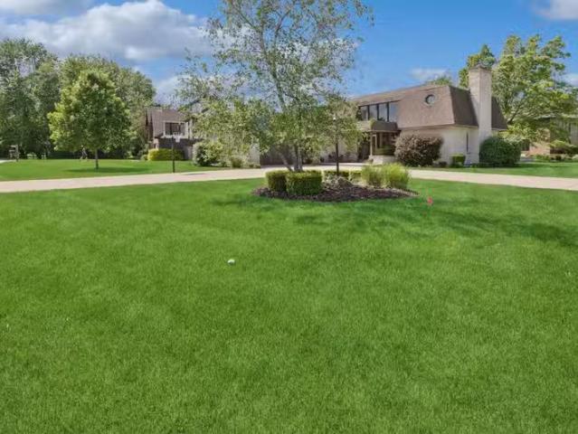 22W650 BARBARA CT, MEDINAH, IL 60157 Single Family Residence F.