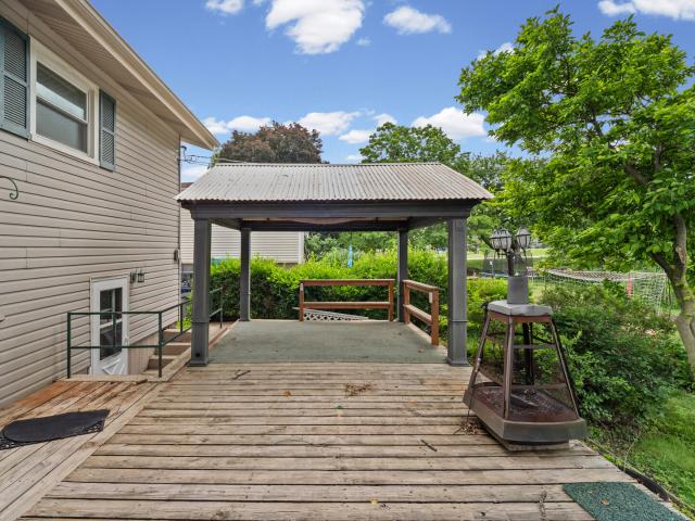 22W381 2nd Street