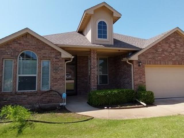 2304 NW 154th St, Edmond, OK 73013