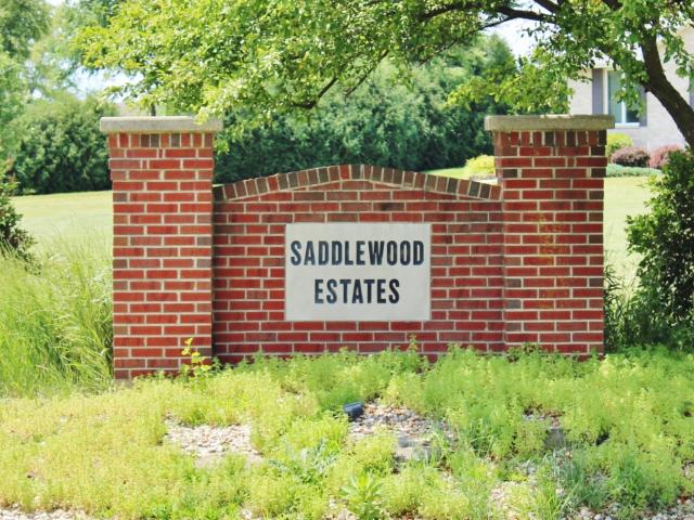 2304 Oakwood Lane