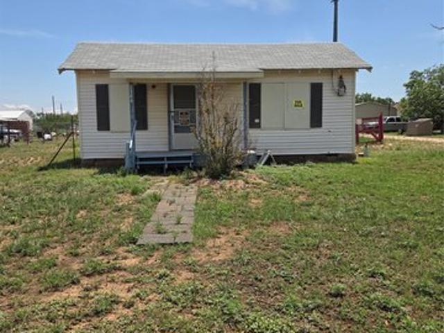2304 Avenue I, Snyder, TX 79549