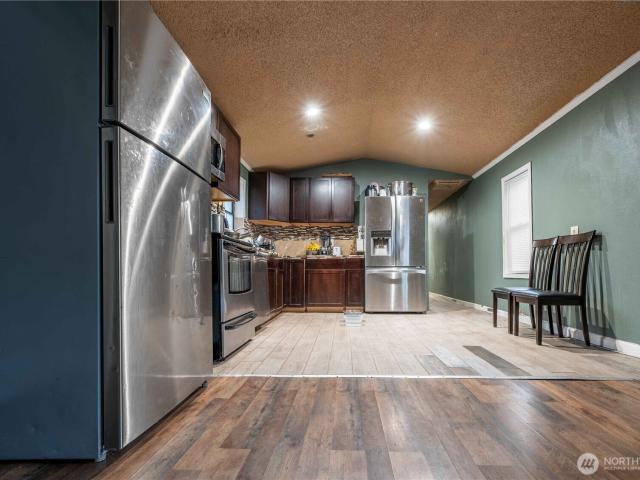 2304 A St, Unit 84, Auburn, WA 98002 | MLS #2453 | Compass