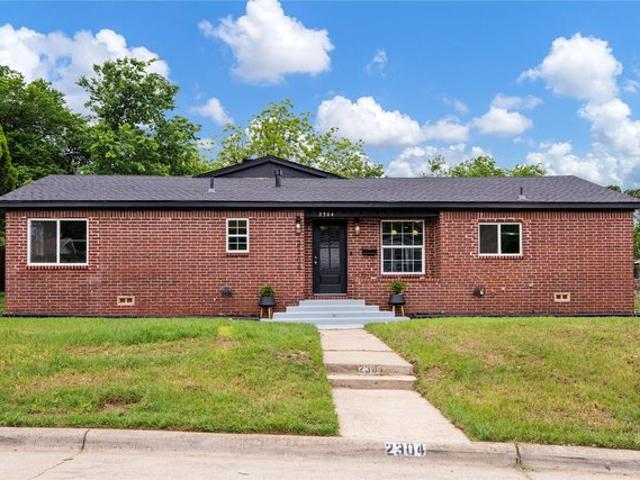 2304 Annabelle Ln, Fort Worth, TX 76119