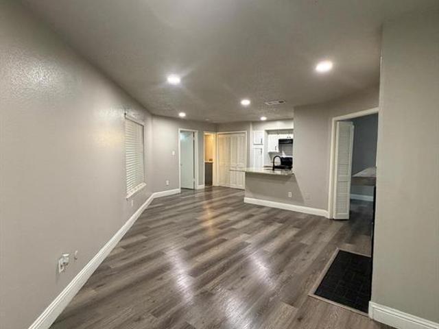 2304 Balsam Drive # E107
