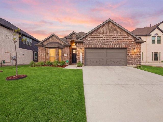 2304 Birdwatch Ln, Mansfield, TX 76063