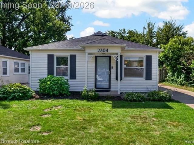 2304 Brockton Ave, Royal Oak, MI 48067