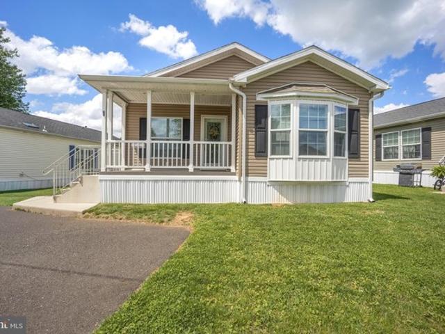 2304 Brownsville Rd Trlr G09, Feasterville Trevose, PA 19053