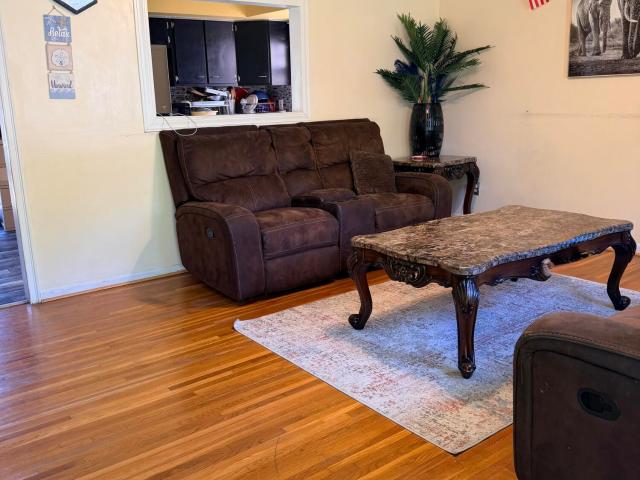 2304 Caywood Circle