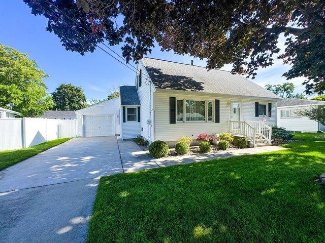 2304 Columbus Ave, Muskegon, MI 49441