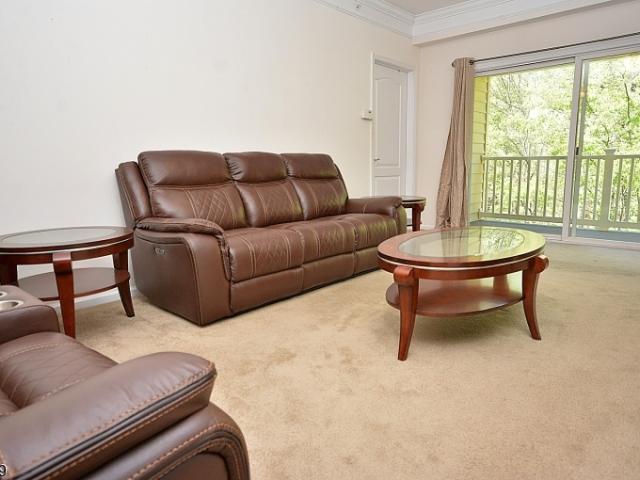 2304 Courtney Ln # 2304