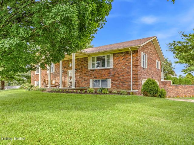 2304 Eminence Rd