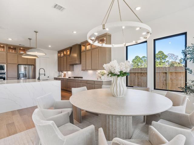 2304 Friendswood Trail