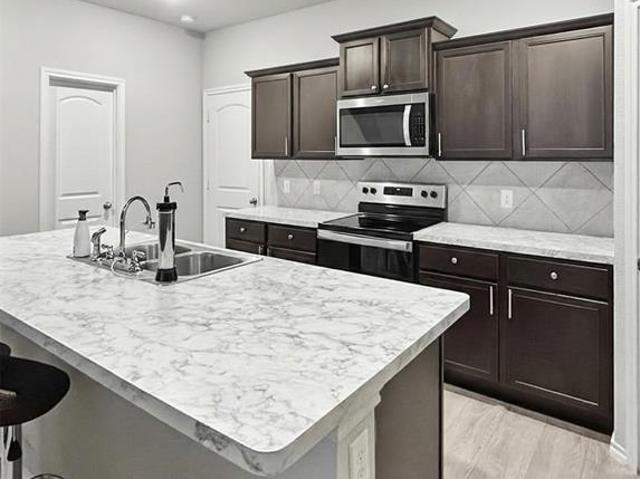 2304 Greystone Dr, Denton, TX 76207 | MLS #21203 | Compass