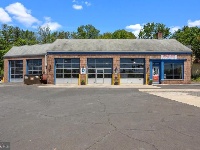 2304 Huntingdon Pike