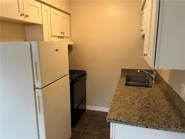 2304 Harvard Avenue # 4