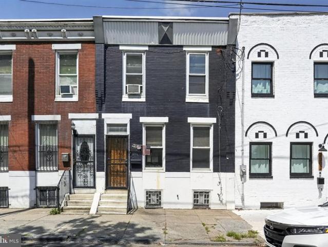 2304 S 6th St, Philadelphia, PA 19148