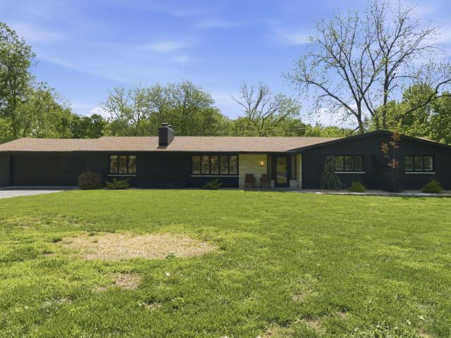2304 S Inglewood Road
