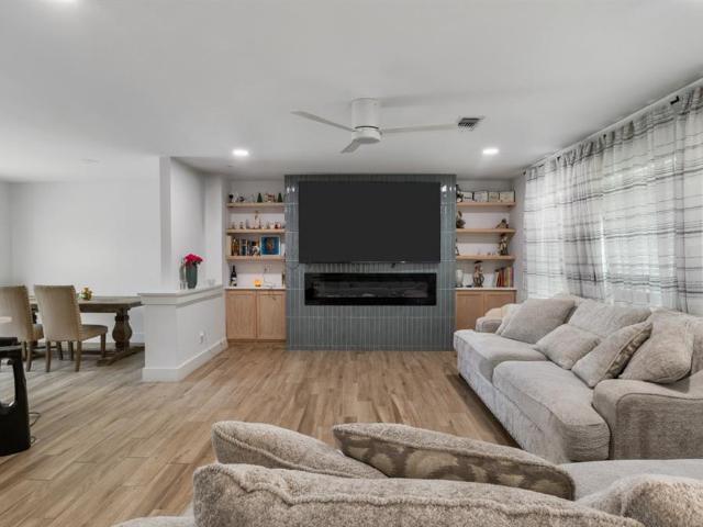 2304 Spanish Trail