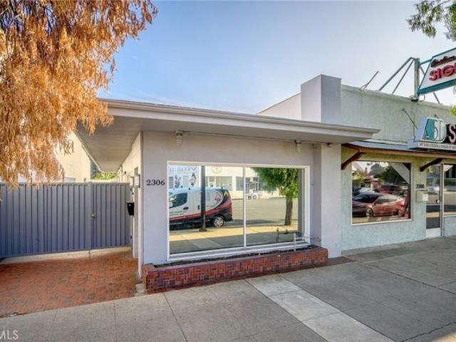 2304 2 W Burbank Blvd, Burbank, CA 91506