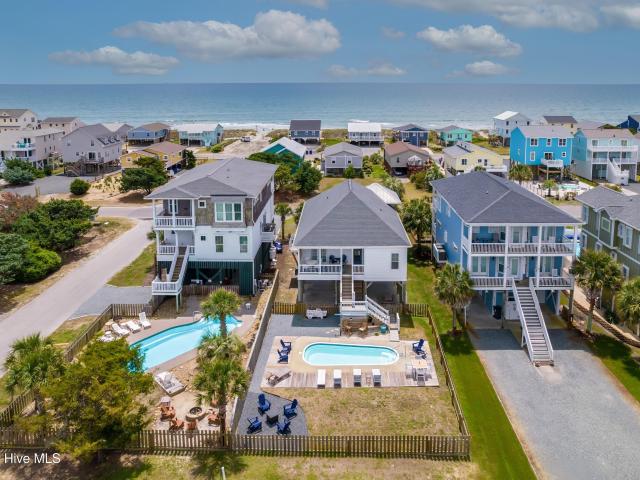 2304 W Dolphin Drive