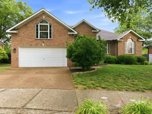 2304 Winder Cir