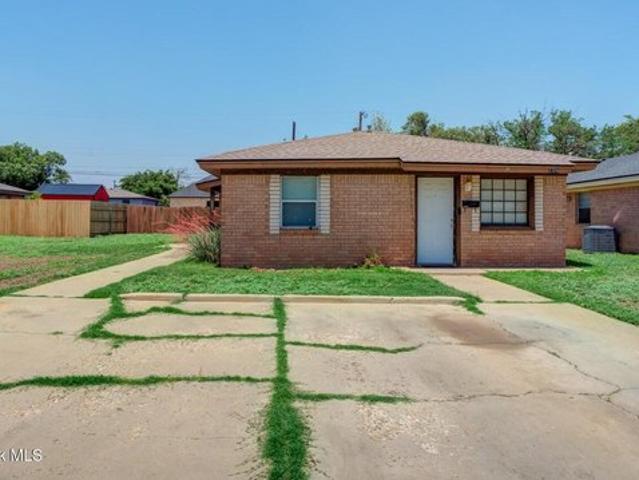 2304 40th St, Lubbock, TX 79412