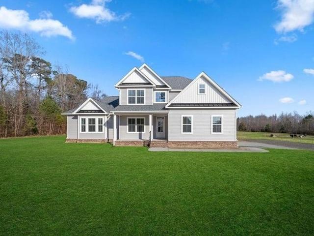 23057 Lake Ct, Carrollton, VA 23314