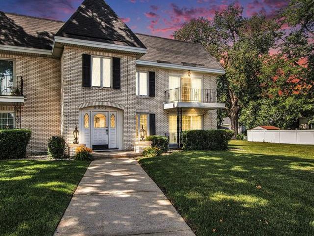 2305 Martha St Apt D2, Highland, IN 46322