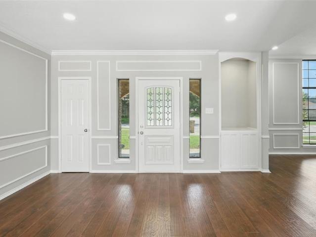 2305 Meadowlark Lane