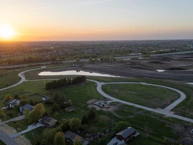 2305 NE 19th St, Ankeny, IA 50021