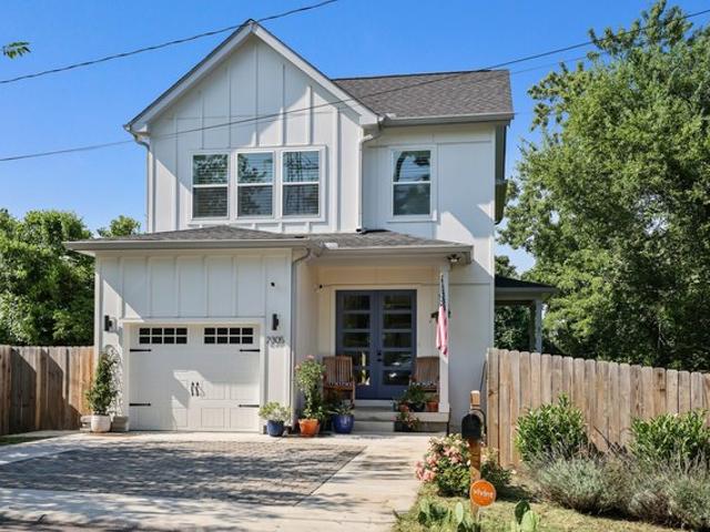 2305 Oak Ct, Nashville, TN 37206