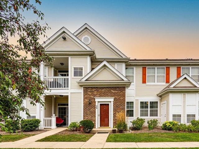 2305 Aurora Dr Unit 6, Pingree Grove, IL 60140