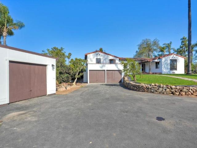 2305 Alta Vista Drive