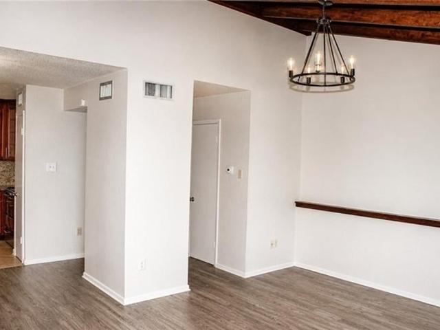 2305 Cleary Ave Apt 201, Metairie, LA 70001