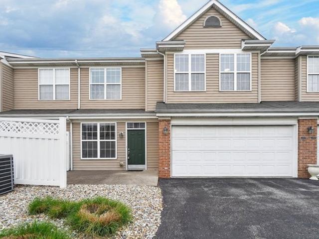 2305 Colfax Ln, Indianapolis, IN 46260