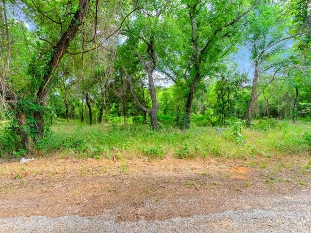 2305 County Road 425C, Cleburne, TX 76031