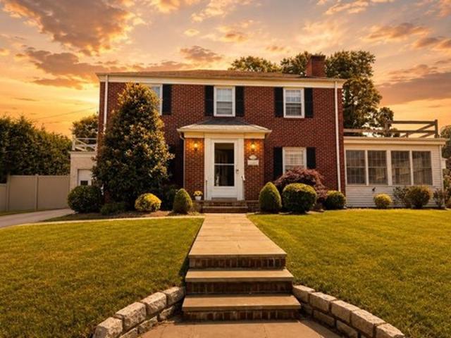 2305 Coventry Rd, Baldwin, NY 11510