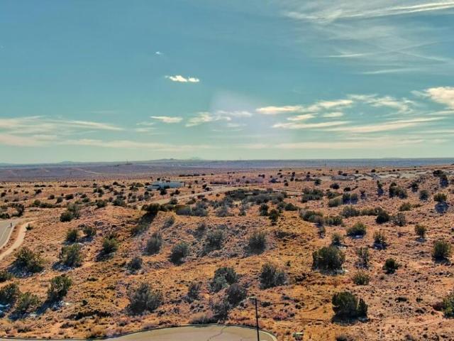 2305 Desert Marigold Road NE