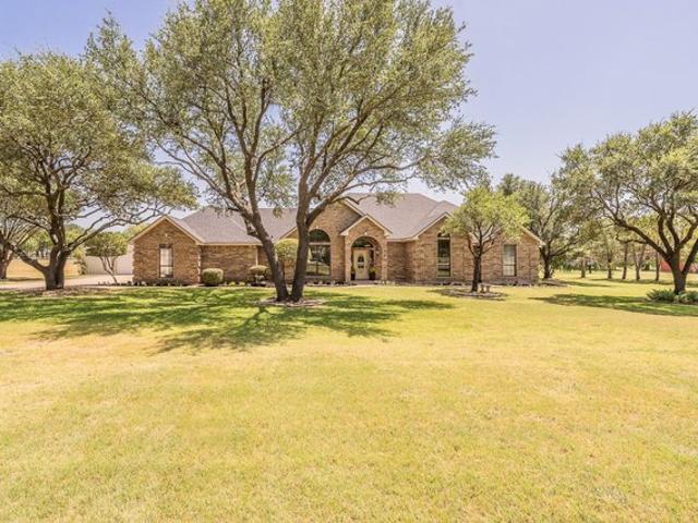 2305 Floyd Hampton Rd, Crowley, TX 76036